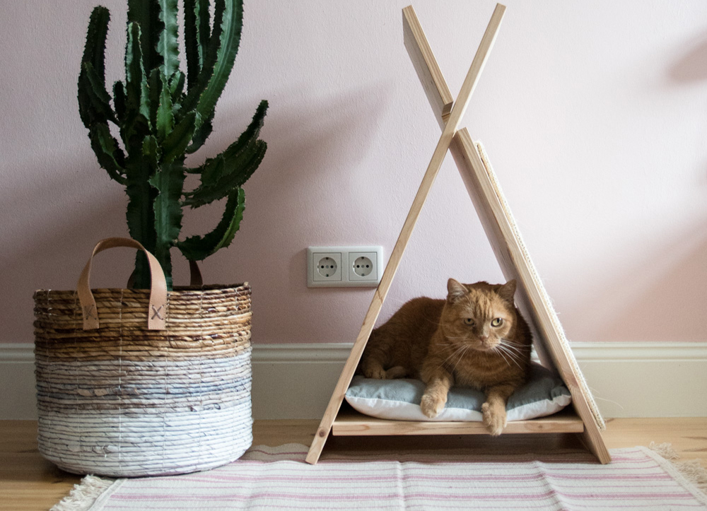 DIY: tipi voor de kat! | HomeDeco.nl