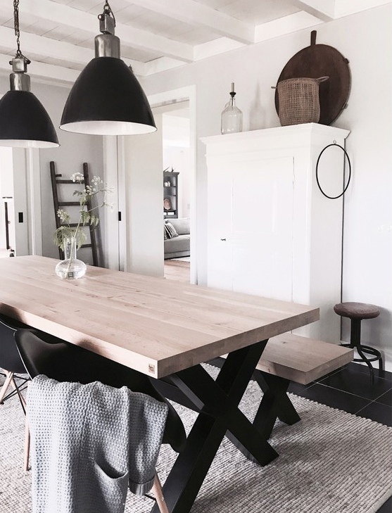 Binnenkijken bij tijdloos, rustiek interieur met veel natuurlijke ...