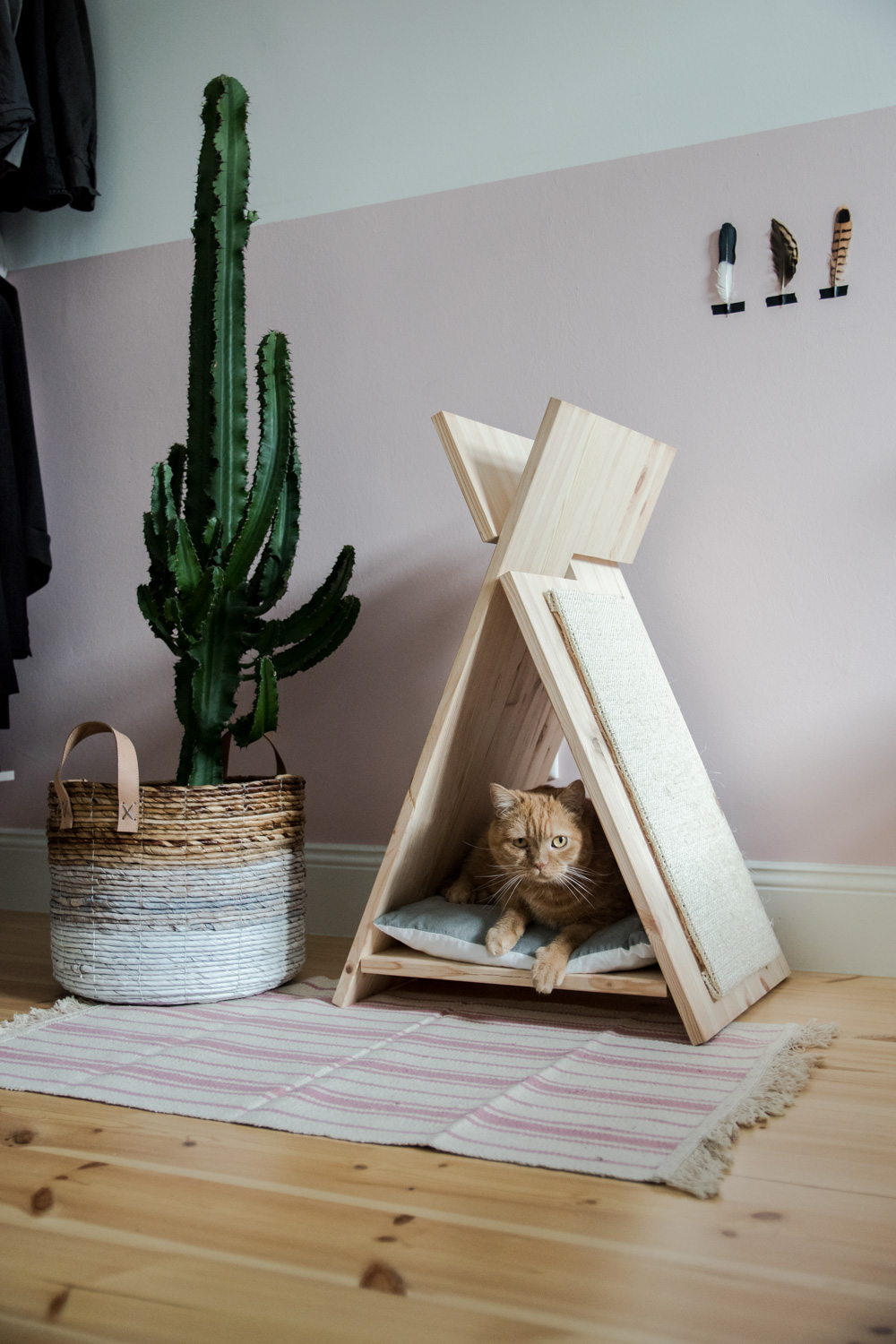 DIY: tipi voor de kat! | HomeDeco.nl